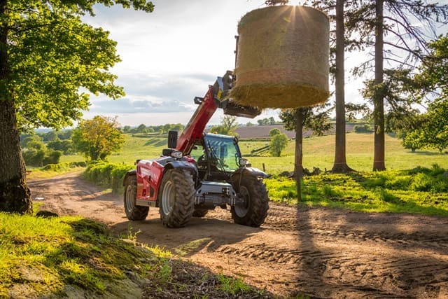 JCB 525-60 AGRI/AGRI PLUS - Hamilton Ross Group