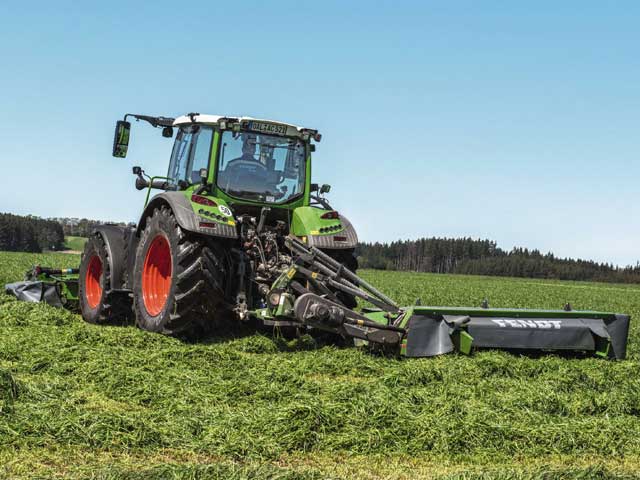 Get MOWER with the Fendt Slicer Disc Mowers! - Hamilton Ross Group