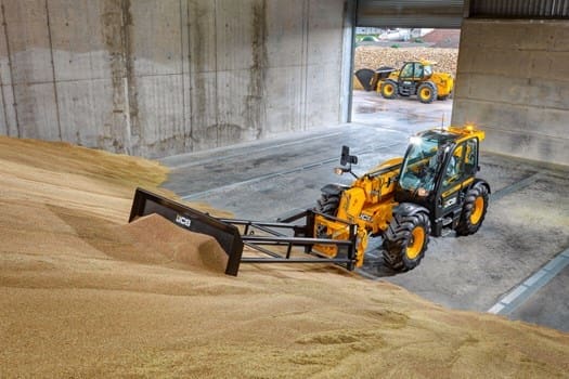 JCB TM180 AGRI - Hamilton Ross Group